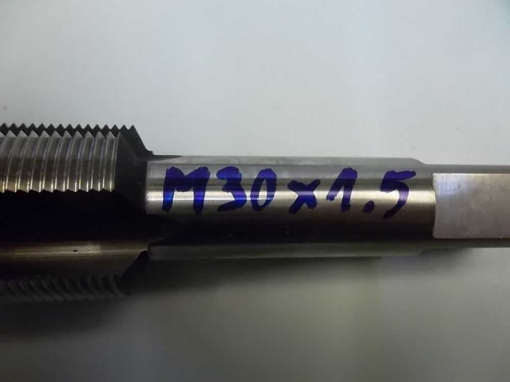 Gewindebohrer M30x1.5 (neu) (Neu (gemäss Beschreibung)) in Winterthur für CHF 45 – mit Lieferung ...