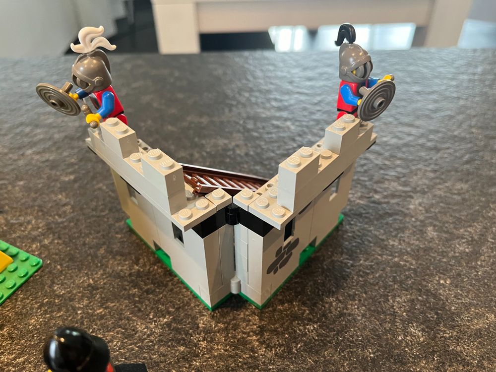 Lego Ritterburg 375 und Belagerungsturm 6061 | Kaufen auf Ricardo