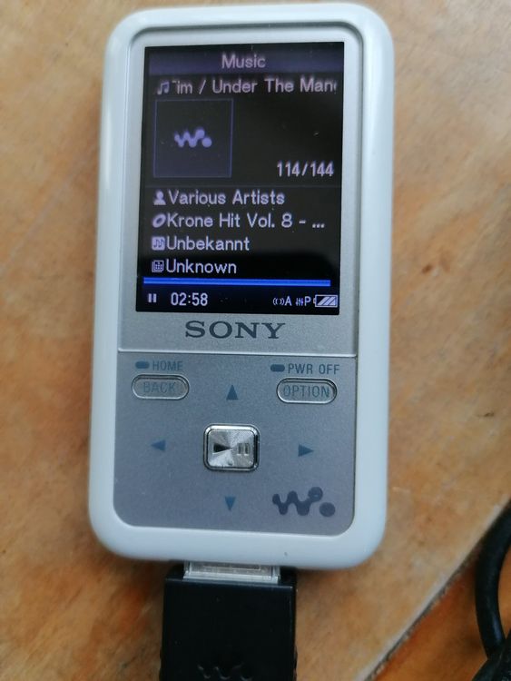 Sony Walkman MP3 Player - NWZ-S615F (Gebraucht) in Buchs für CHF 14 – mit Lieferung auf Ricardo ...
