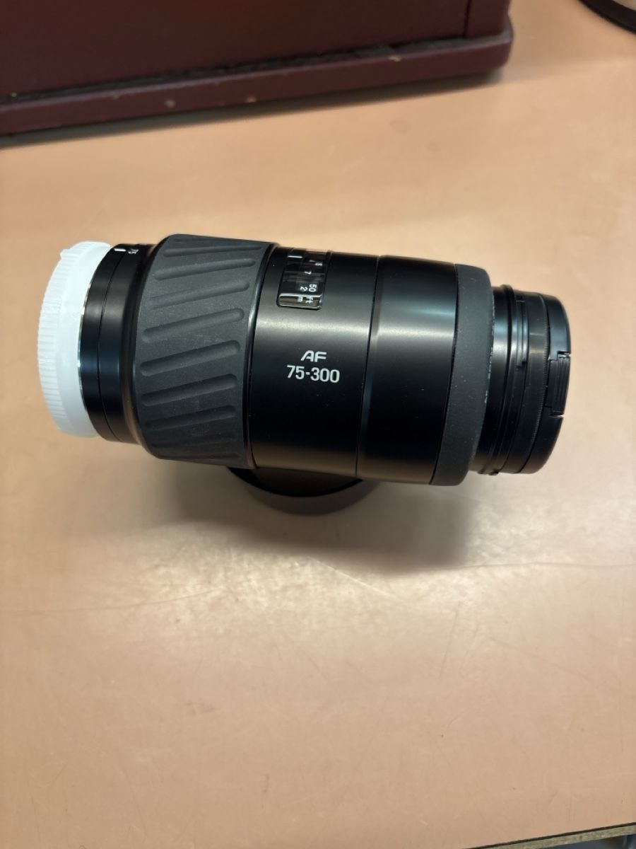 Minolta AF 75-300 Objektiv (Gebraucht) in Chur für CHF 1 – mit ...