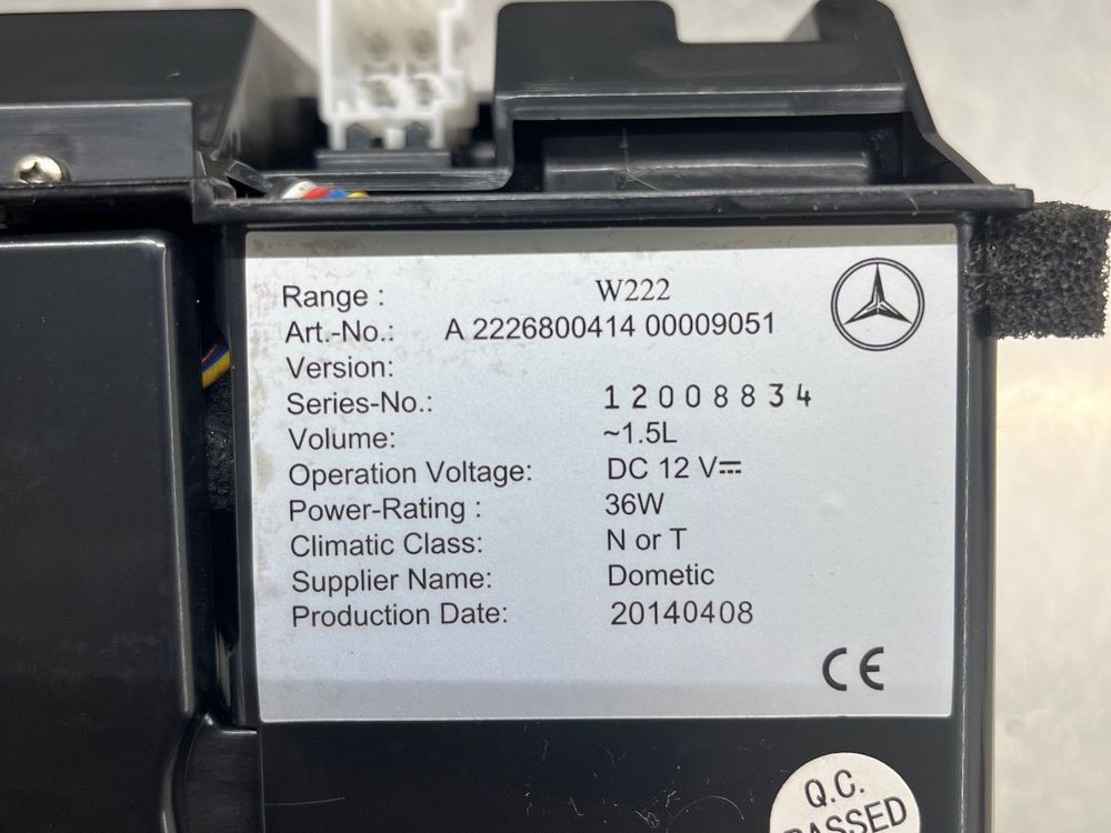 Mercedes W222 Becherhalter (Kühler und Wärmer) A2226800414 (Gebraucht ...
