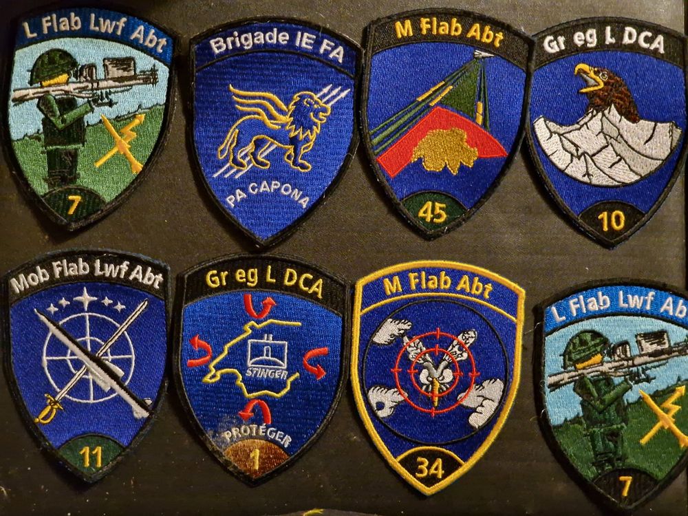 Luftwaffe Abzeichen 8 badges (Gebraucht) in Nyon für CHF 19 – mit ...