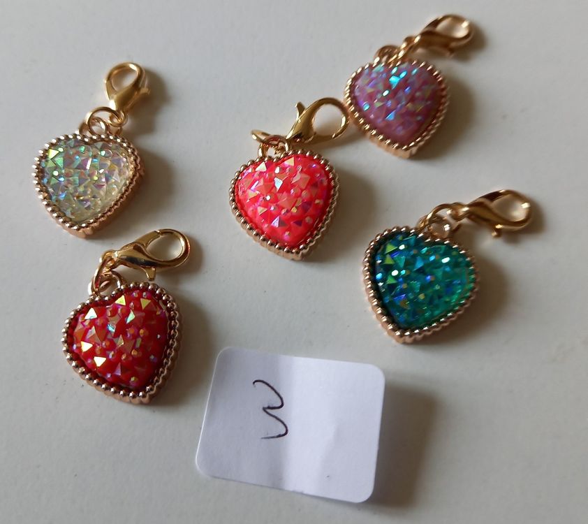 5 Stk.Anhänger Herz (Neu (gemäss Beschreibung)) in Zizers für CHF 1.8 – mit Lieferung auf ...
