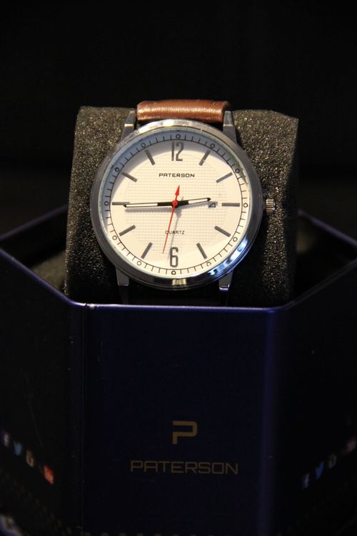 Uhr Paterson leather watch Quartz | Kaufen auf Ricardo Uhr Paterson leather watch Quartz | Kaufen auf Ricardo