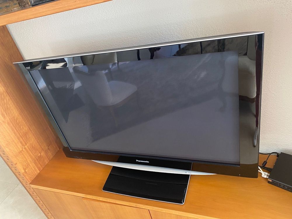Panasonic Viera Plasma Fernseher 42” (Gebraucht) in Steinhausen für CHF ...