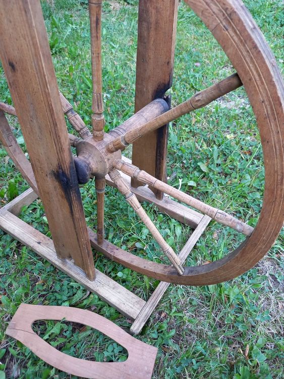 SPINNRAD alt u. schön! ABER: nicht ganz komplett=Ersatzteile (Gebraucht ...
