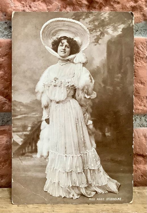 1905 - Antike Foto AK „MISS MARIE STUDHOLME“ - England (Gebraucht) in Root für CHF 1.5 – mit ...