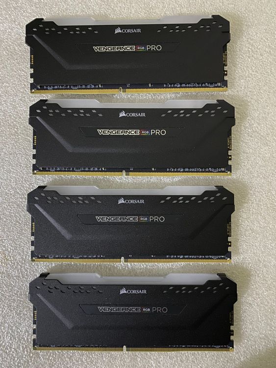 Corsair Vengeance RGB PRO DDR4 3200MHz 4x16=64GB (Neu (gemäss ...