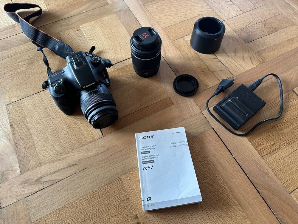 Sony Alpha 57 mit zwei Objektiven (18-55 und 55-200) | Kaufen auf Ricardo