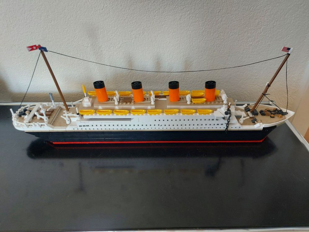 R.M.S. Titanic Cobi Bausatz Modell 1914A Zusammengesetzt (Gebraucht) in Pfäffikon ZH für CHF 33 ...