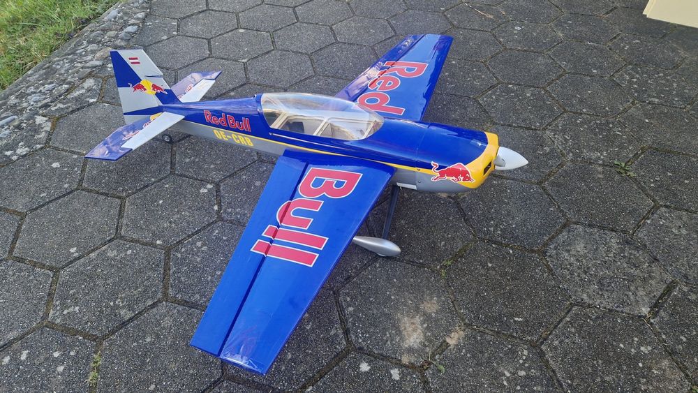 Rc Flieger im redbull disign (Gebraucht) in Oberkulm für CHF 165 – nur ...