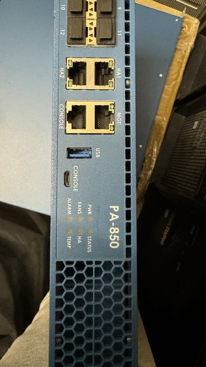 Palo Alto firewall PA-850 (Gebraucht) in für CHF 99 – mit Lieferung auf ...