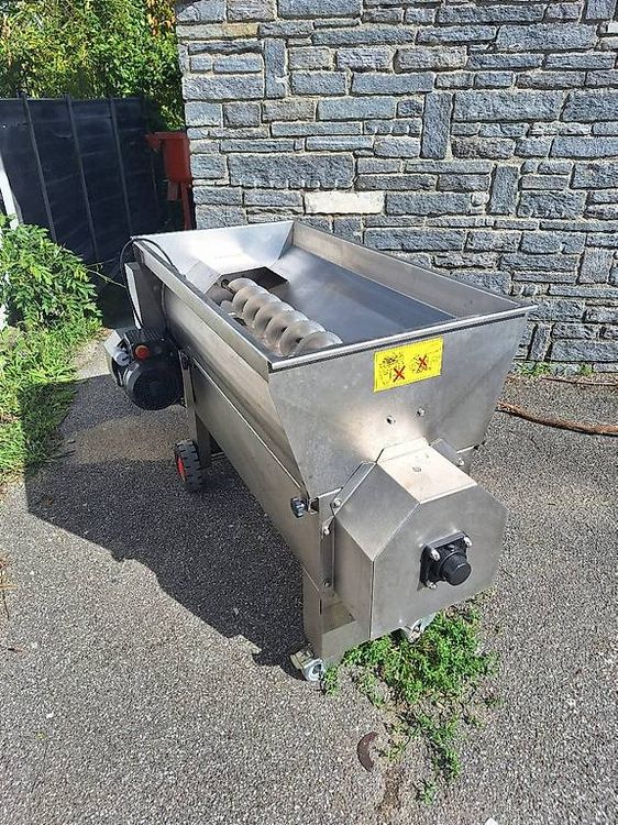 Pigiadiraspatrice Fibreno 25 Inox con pompa (Usato) a Pura per CHF 780 ...