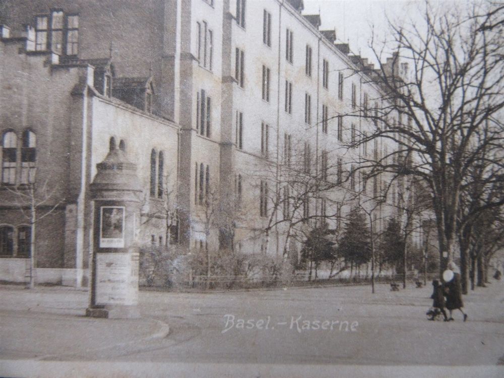 Basel Kaserne Litfasssäule Militärpost (Antik) in Ettingen für CHF 4.95 ...