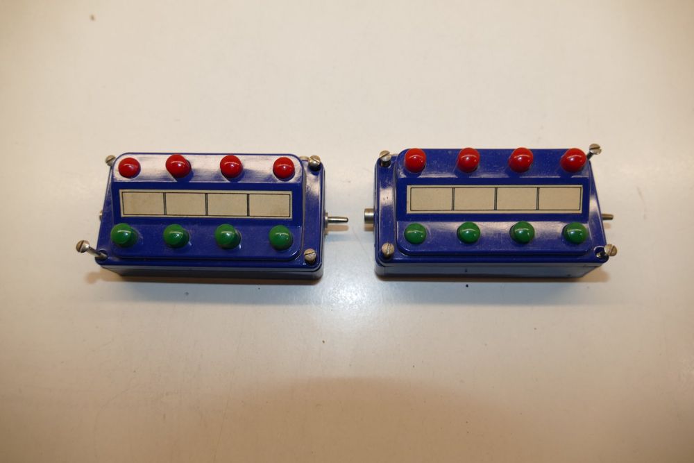 Märklin H0: 2xStellpult Einheit 4 (Gebraucht) in Niederhasli für CHF 9 ...