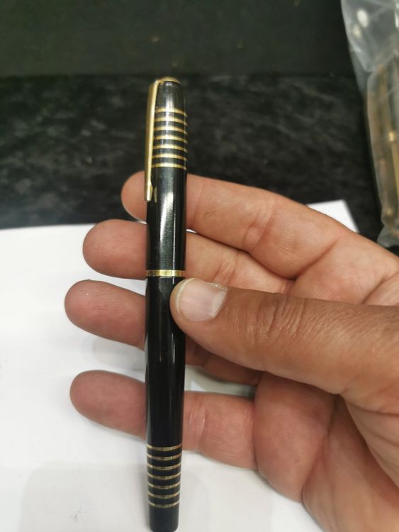 STYLO-PLUME ANCIEN DE COLLECTION (Gebraucht) in Genève für CHF 10 – mit ...