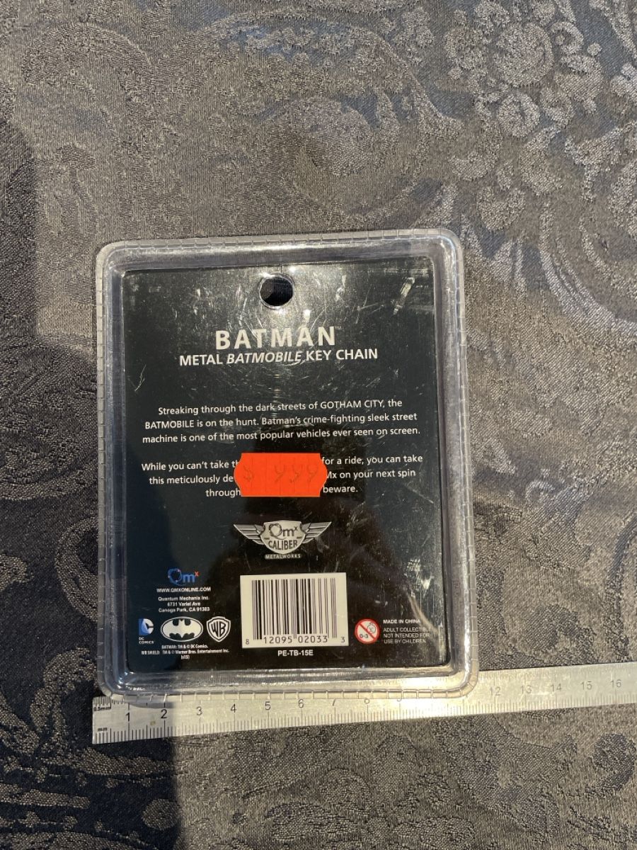 Porte-clés Batmobile en métal Batman - Neuf sous blister! (Neuf avec ...