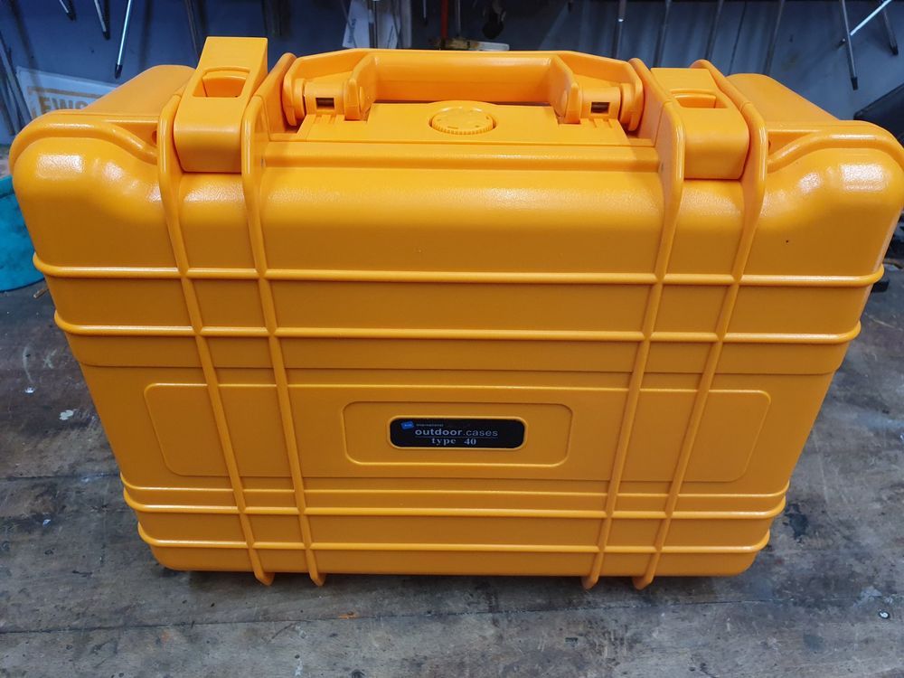 Outdoor Box Case 40 mit Trage | Kaufen auf Ricardo