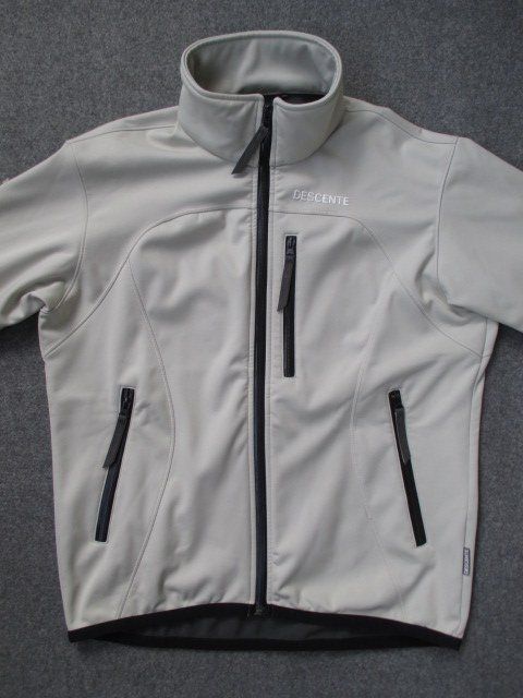 DESCENTE – Softshell Herren Jacke Gr. 48 (Gebraucht) in Wetzikon ZH für CHF 40 – mit Lieferung ...