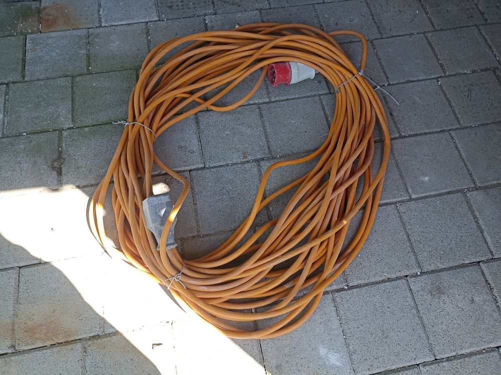 5-poliges Kabel | Kaufen auf Ricardo 5-poliges Kabel | Kaufen auf Ricardo