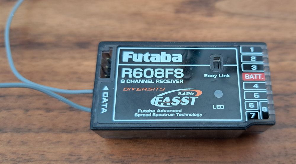 FUTABA R 608 FS, 2,4GHZ FASST EMPFÄNGER | Kaufen auf Ricardo