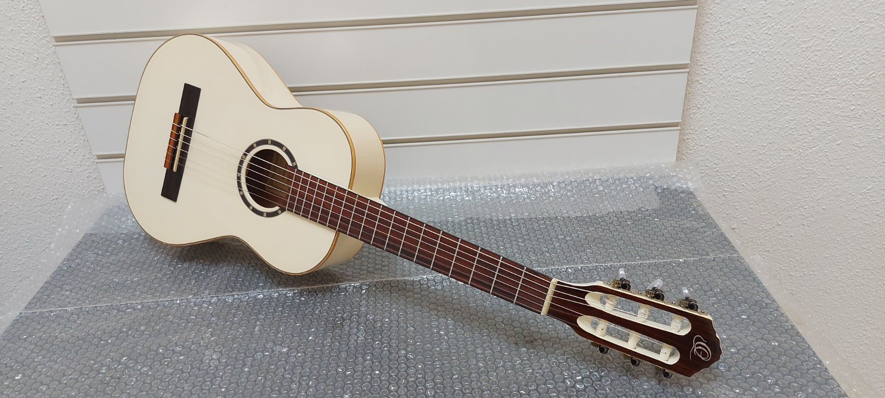 1/2 Ortega Klasisch kinder gitarre , Mensur 53 cmm (Gebraucht) in ...