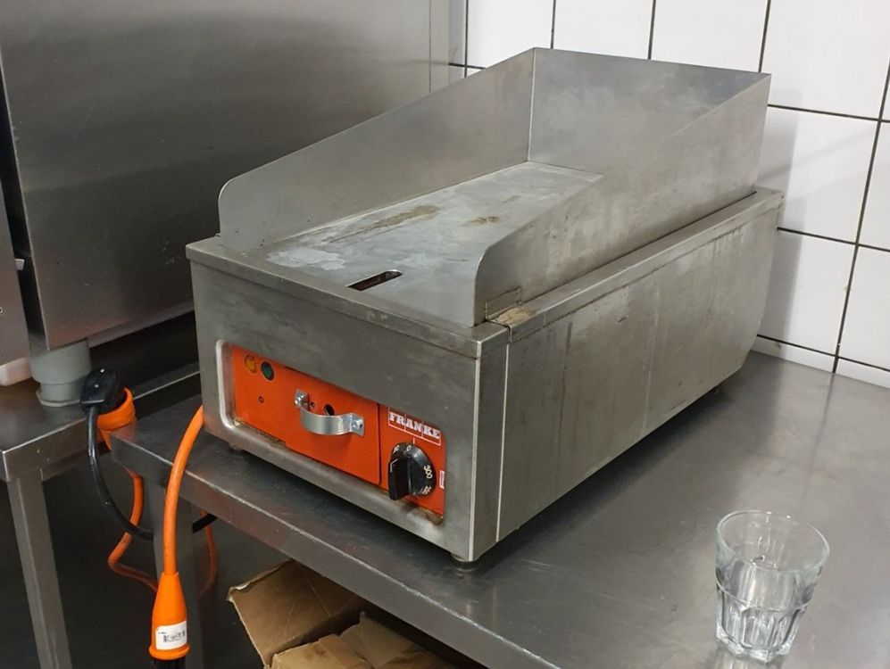 Franke Profi Gastro Grill (Gebraucht) in Horgen für CHF 255 – nur ...