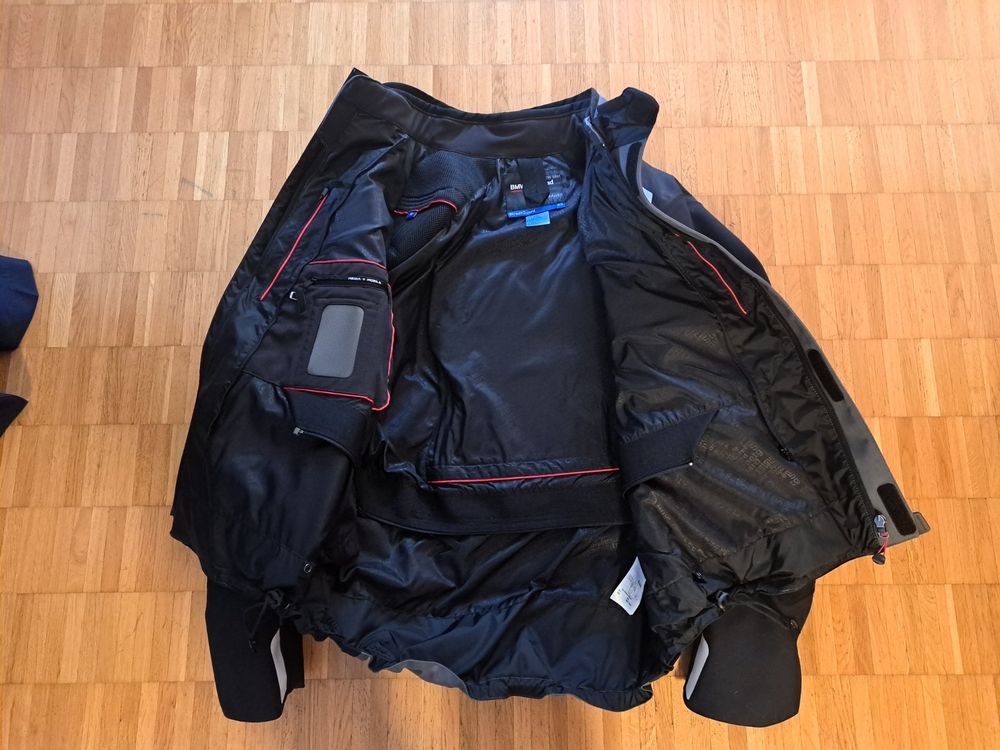 Grosse BMW Motorrad Street Guard Jacke, Grösse 62, neu! | Kaufen auf Ricardo