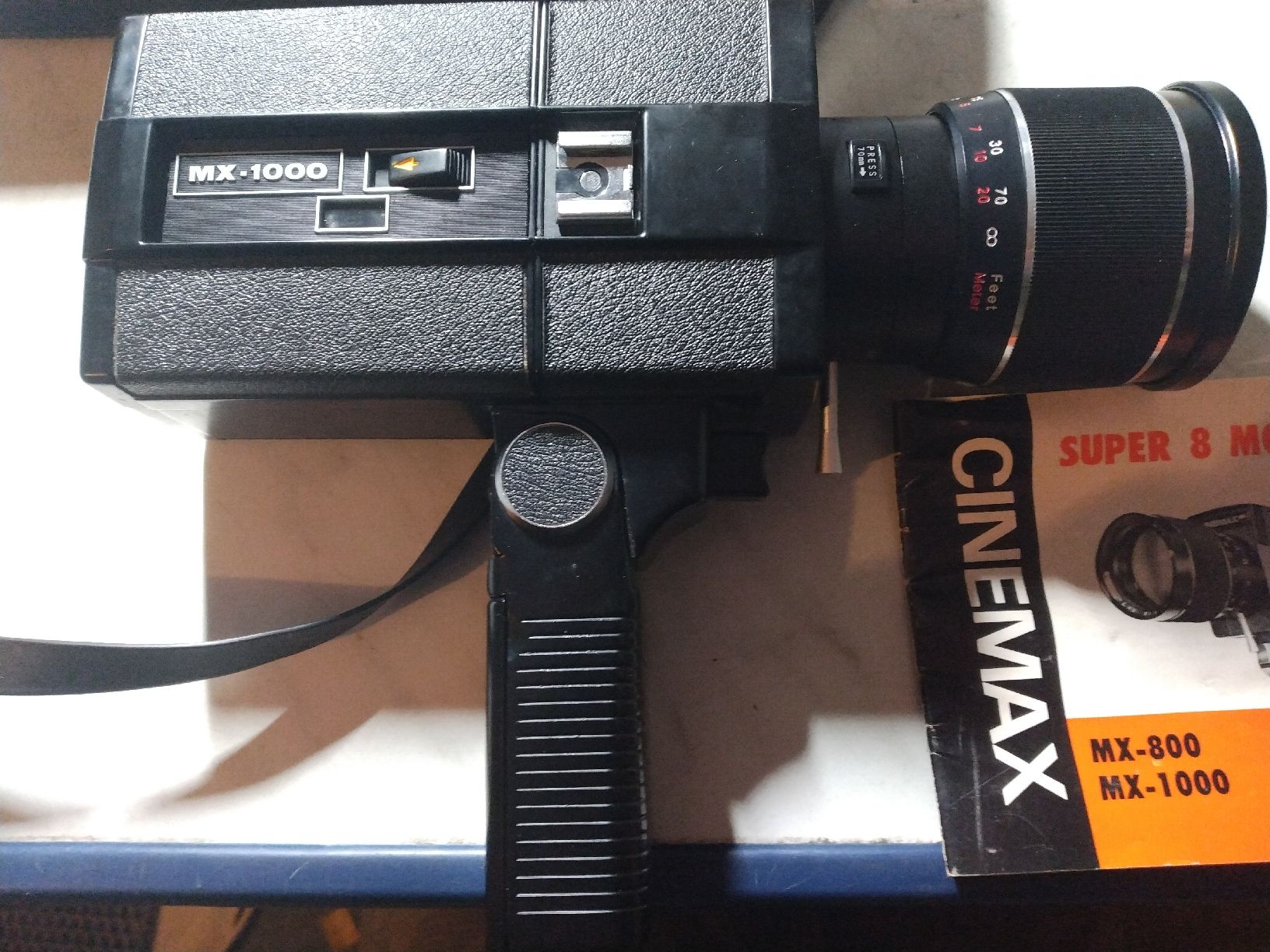 Klassische Cinemax Super 8 Kamera - Sammlerstück mit Tasche (Gebraucht ...