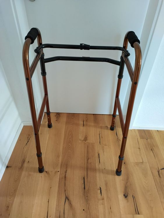 Gehbock / Gehhilfe, Dietz, höhenverstellbar, klappbar (Gebraucht) in ...