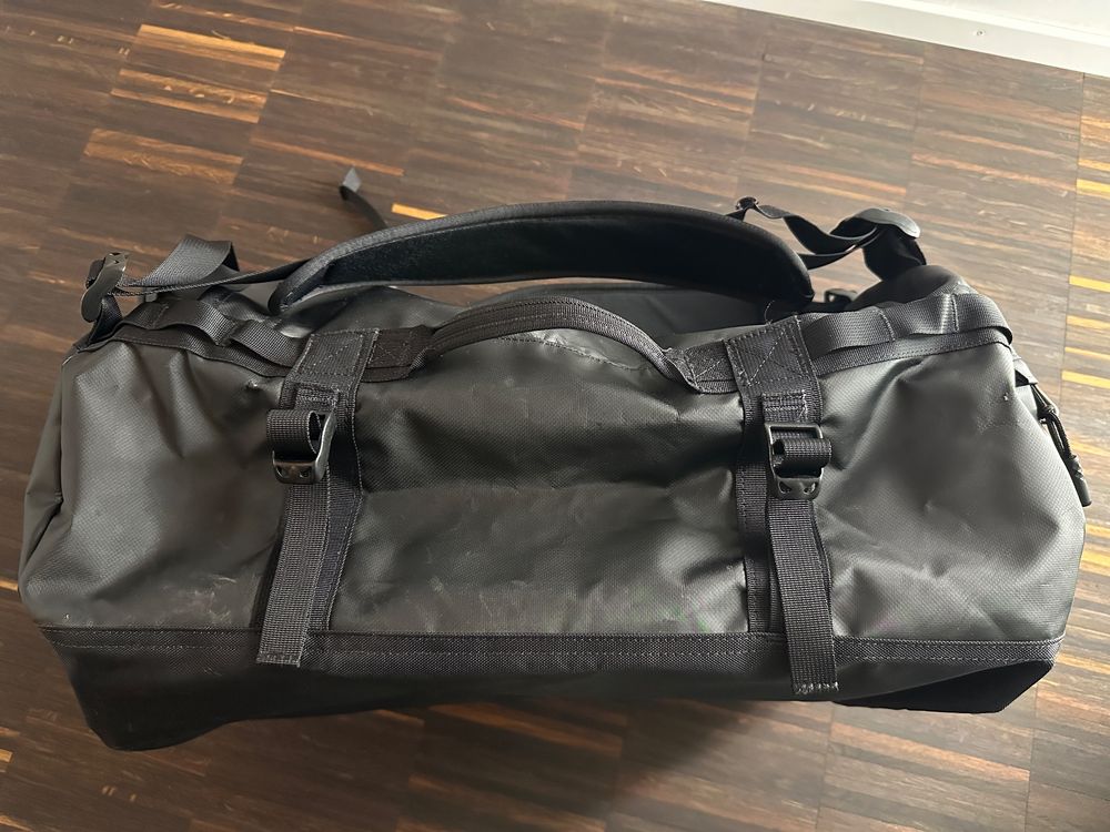 The North Face - Base Camp Duffel S - 50L Black (Gebraucht) in Basel ...