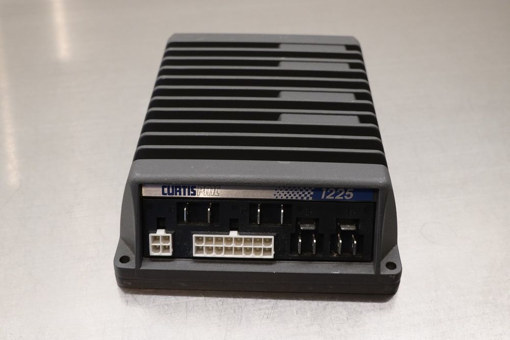 DC Motorsteuerung Curtis PMC 1225 (Gebraucht) in Zürich für CHF 120 ...