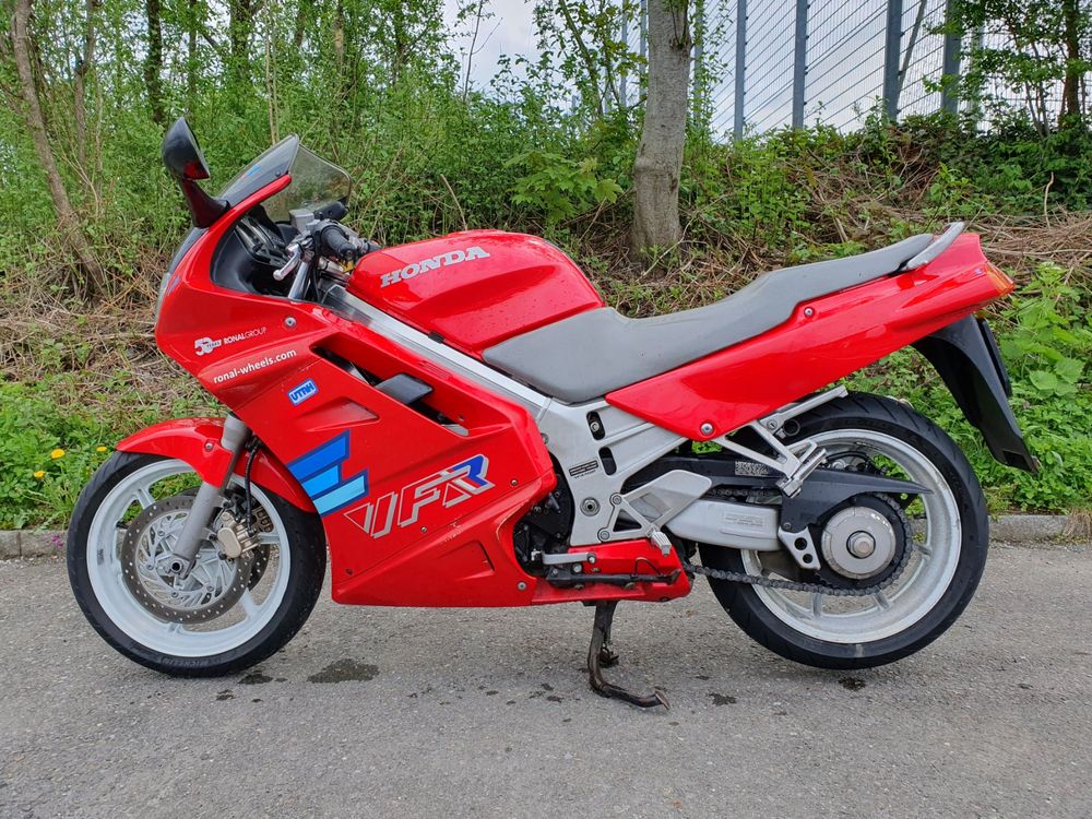 Honda VFR750F RC36 100'00km (Gebraucht) in Menzingen für CHF 560 – nur ...