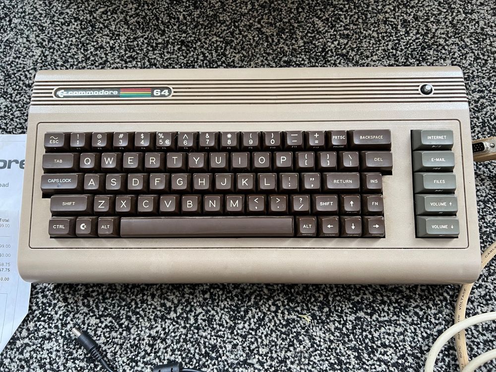 Commodore C64x Ultimate von 2011 | Kaufen auf Ricardo