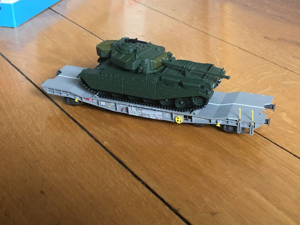 SBB-CFF Panzertransportwagen Piko H0 96680 Centurion = OVP (Neuf (Voir ...