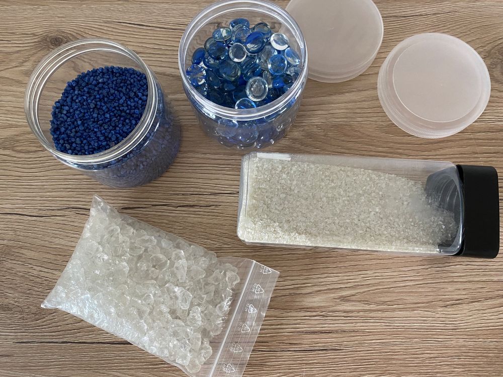 Deko Steine / Sand / Granulat 1,790 kg blau/weiss | Kaufen auf Ricardo