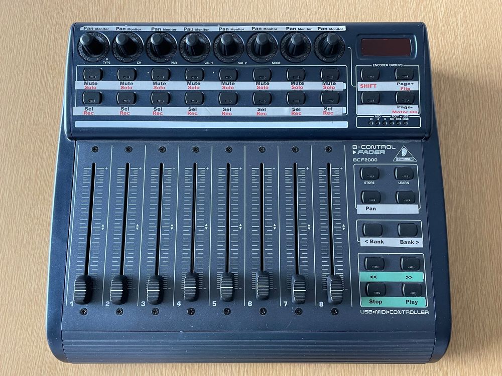 BEHRINGER BCF2000 | Kaufen auf Ricardo