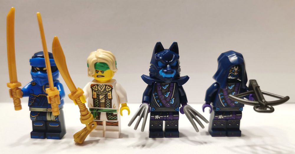 Lego Ninjago Minifiguren Lloyd, Wolf Mask Guard und Jay Neu (Neu und ...
