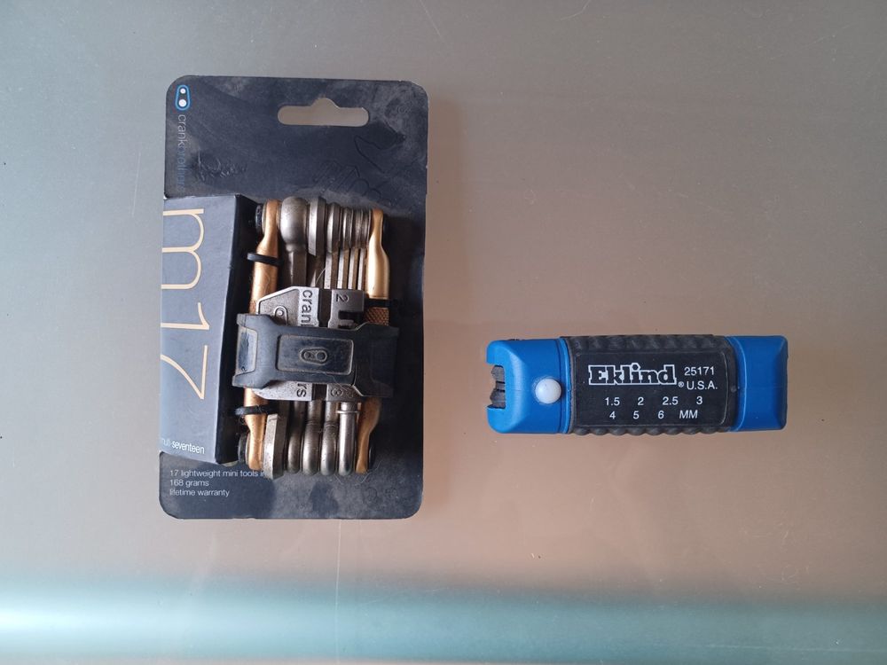1 x Crank Brothers Multitool M17 + 1 x EKLIND 25171 (Neu und ...