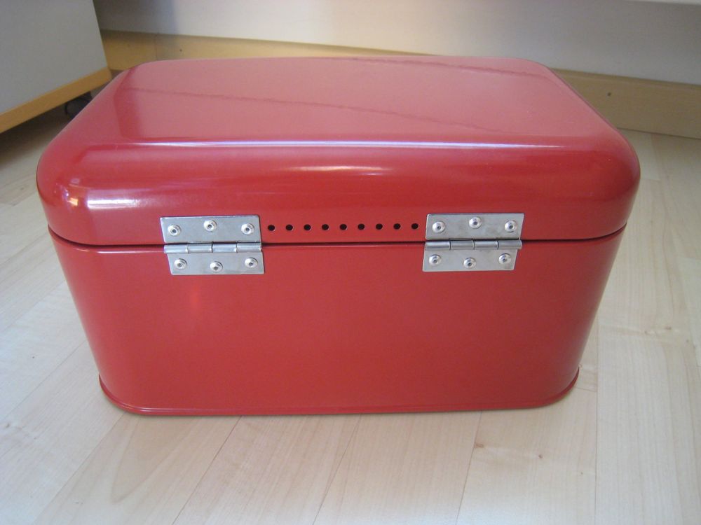 rote RETRO Brotbox Brotkasten, aus Metall Box für alles (Gebraucht) in ...