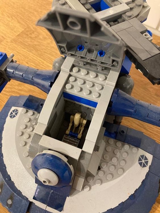 Lego Star Wars 8018 Armored Assault Tank (AAT) (Gebraucht) in Oberwil ...