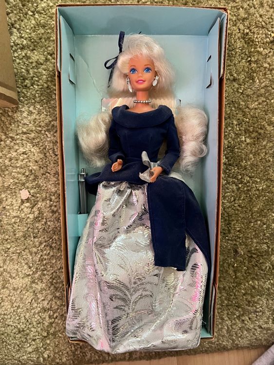 Winter Barbie | Kaufen auf Ricardo