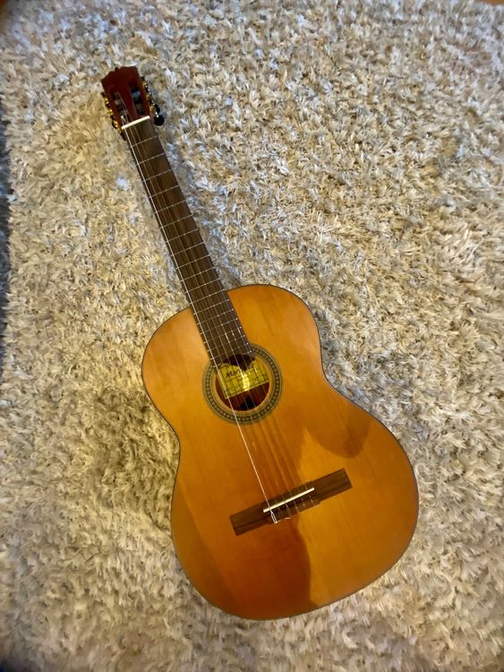 Martinez Guitarre MCG-35C Satin (Gebraucht) in St. Gallen für CHF 75 ...