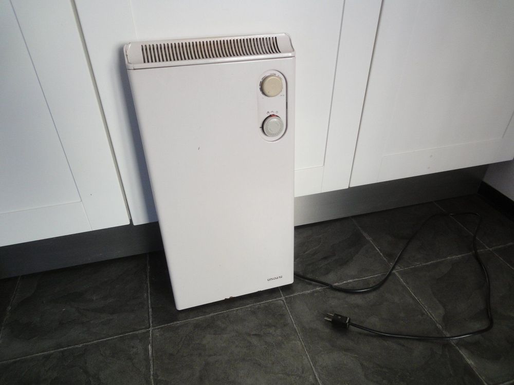 Elektrischer Wand-Heizkörper | Kaufen auf Ricardo