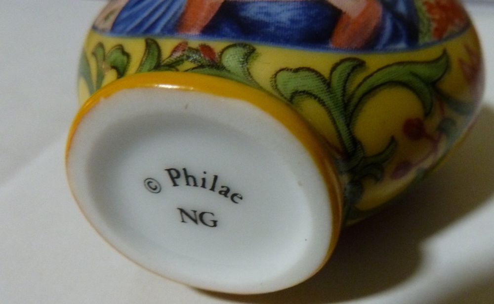 SEHR SCHÖNER PERFUME FLACON,--7 CM x 5 CM,-BESTE QUALITÄT (Gebraucht ...