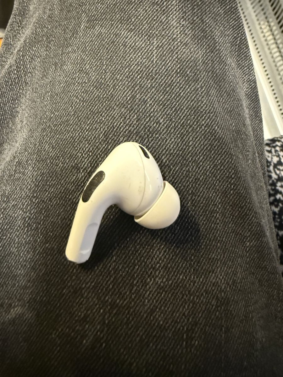 Apple AirPods Pro (2. Generation) - Rechter Kopfhörer A3047 (Gebraucht ...