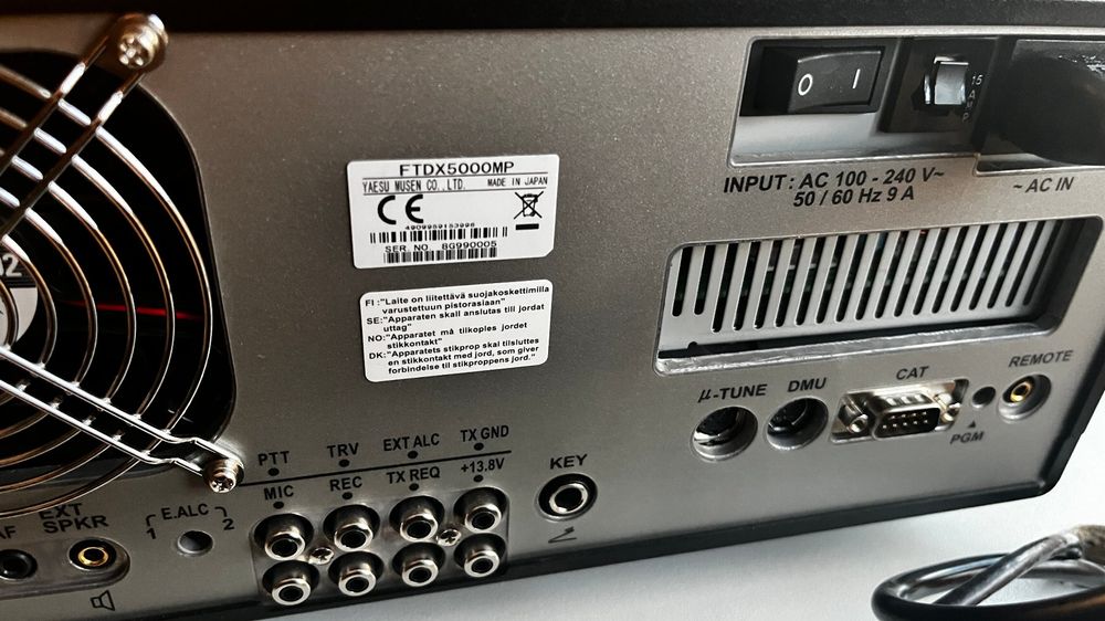 YAESU FTDX-5000 + SM-5000 200 WATT (Gebraucht) in Unterkulm für CHF ...