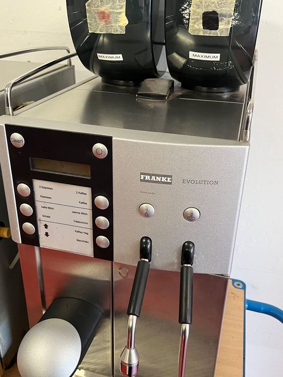 Franke Evolution Kaffemaschine Typ EII 2M HD CF (Defekt) in Niederdorf ...