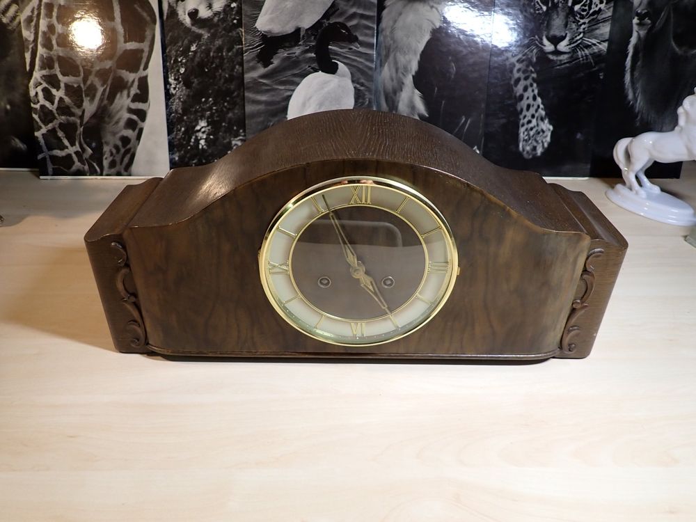 Ab 1.- Tischuhr, funktioniert mit schönem Ton! (Gebraucht) in ...