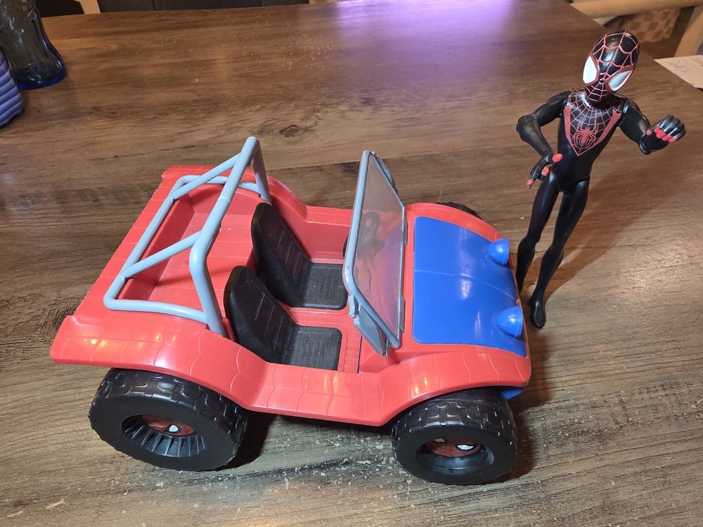 Hasbro Marvel Spider-Man Spider-Mobil (Gebraucht) in Grossaffoltern für ...